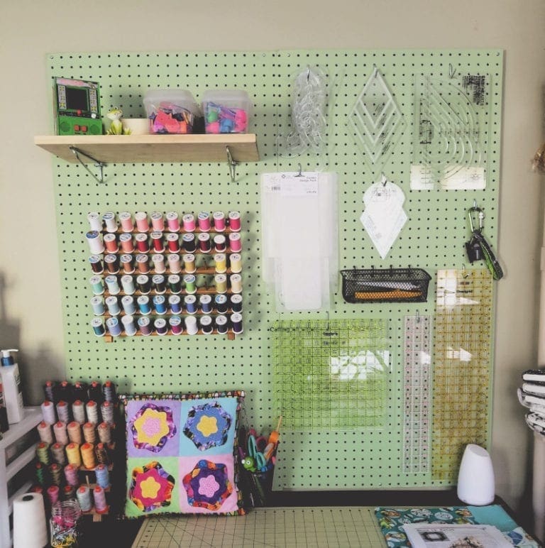 How to Store Quilt Supplies in Small Spaces | Rona the Ribbiter
